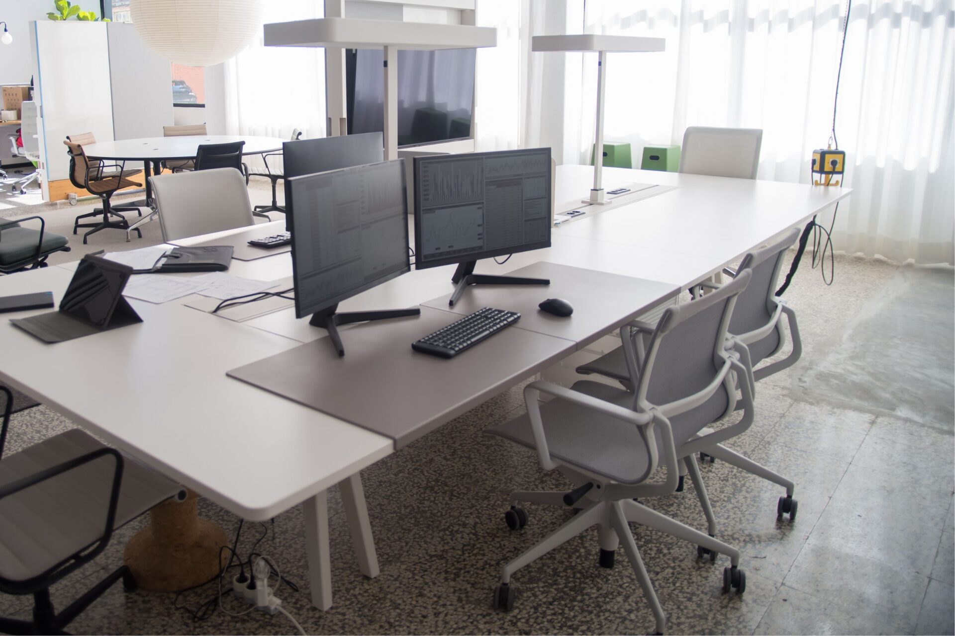 Ergonomic Workstations for All: Workstools and Petite Desk Chairs for ...